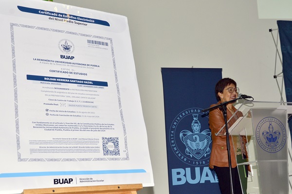 BUAP | Presentan certificado de estudios electrónico del nivel medio superior - Urbano