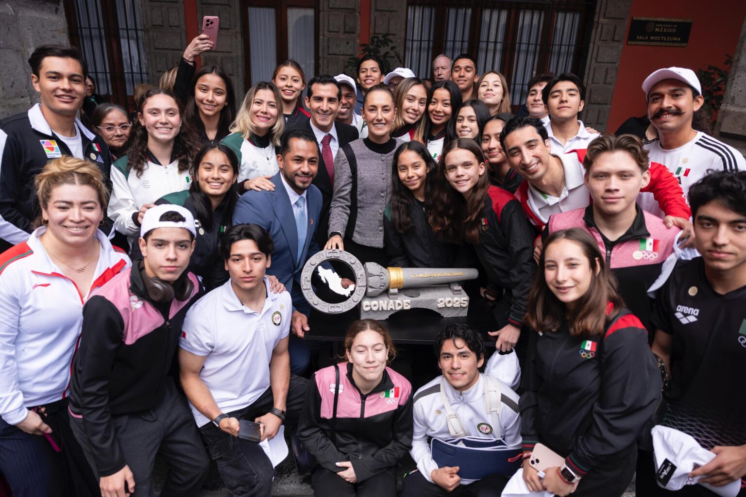 Ellas y ellos son los 16 atletas mexicanos ganadores del Premio Nacional del Deporte 2025 - Urbano